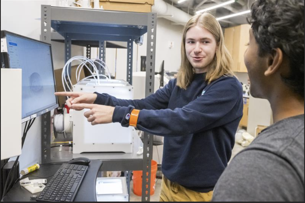 ECE Home | School of Electrical and Computer Engineering